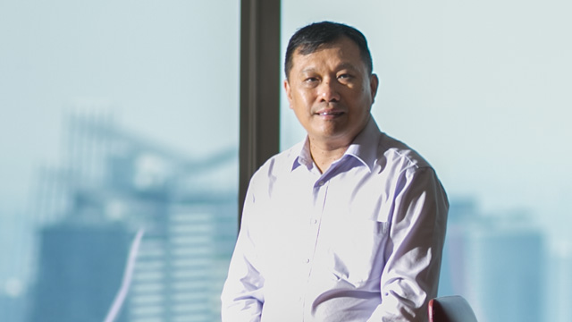 Face 2 face with Raymond Quek